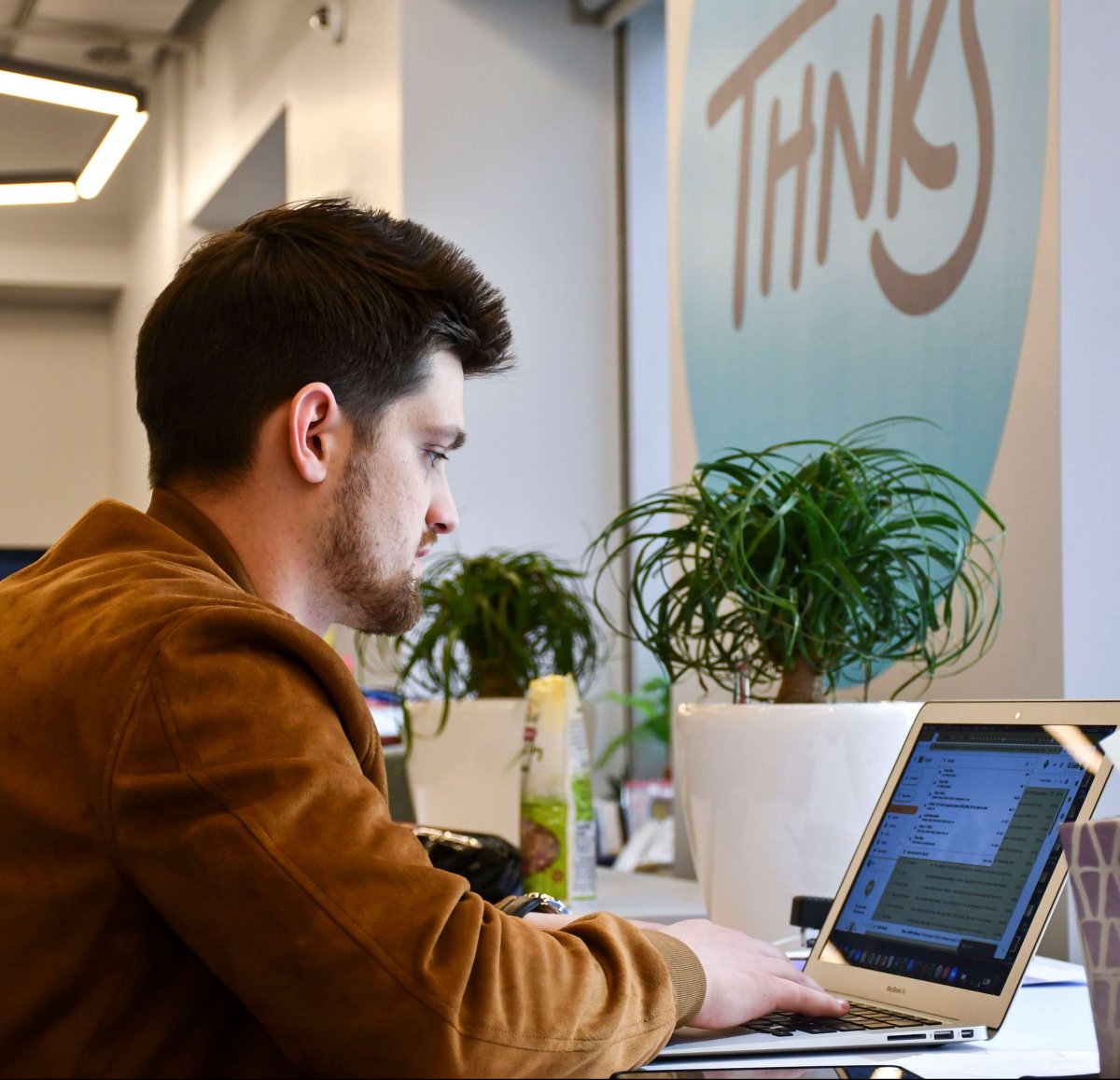 Governor Lee, Commissioner Rolfe Announce Thnks to Relocate ...